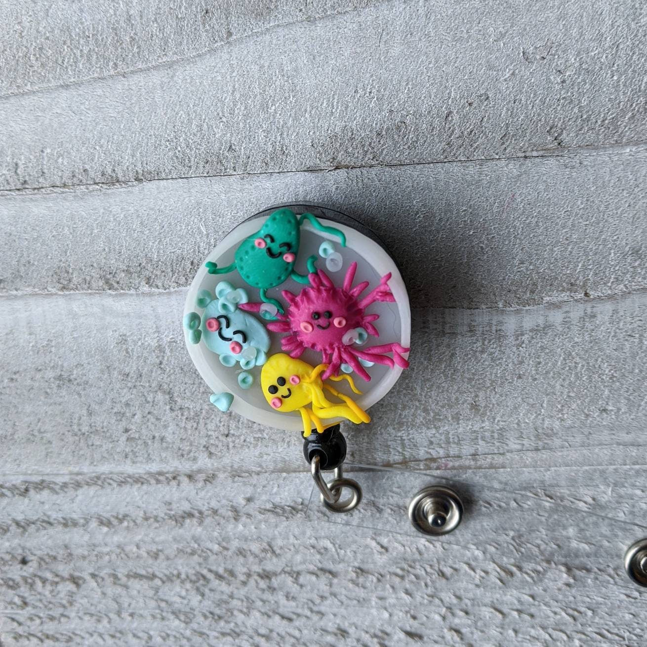 Wiggling Bacteria Petri Dish Badge Reel – WhattaCharmer